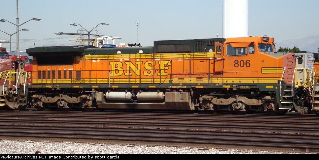 BNSF 806